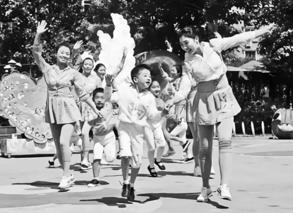 Song And Smile 歌声与微笑 - WentChina