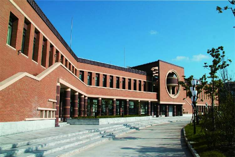 2022 Shanghai Dianji University Autumn International Student (undergraduate) Enrollment Brochure ...